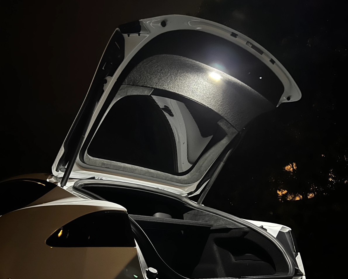 Model S, X, & Y Trunk LED Light (48 Diodes) – Charged AE